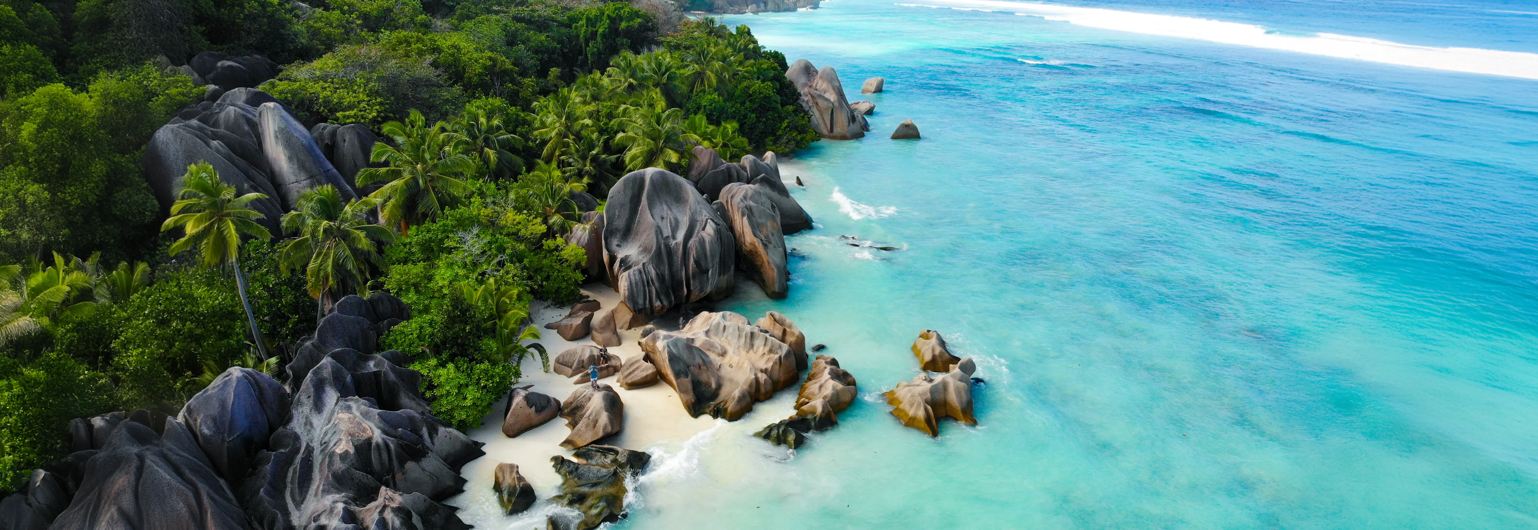 Seychelles Cruise: Luxury Superyacht Expedition