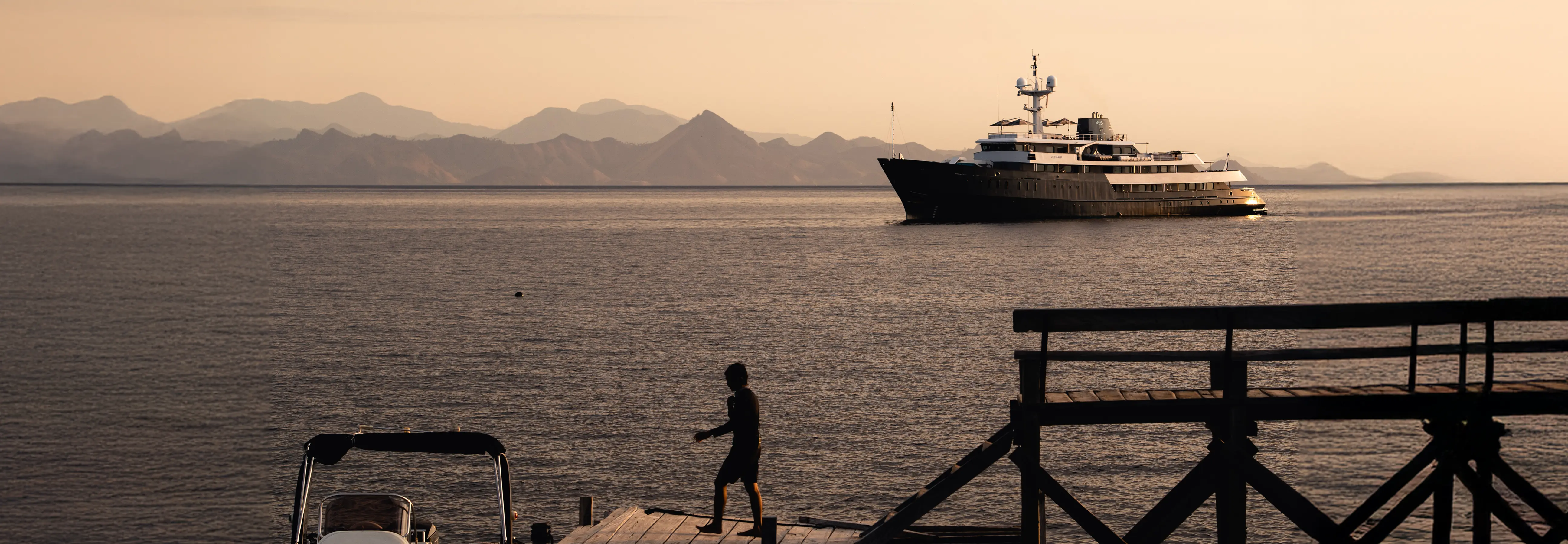 The Explorers Club Exclusives | Aqua Expeditions